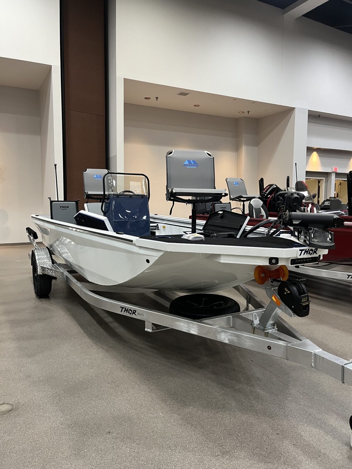 2026 Thor LH1900CC - Dupo Marine Center